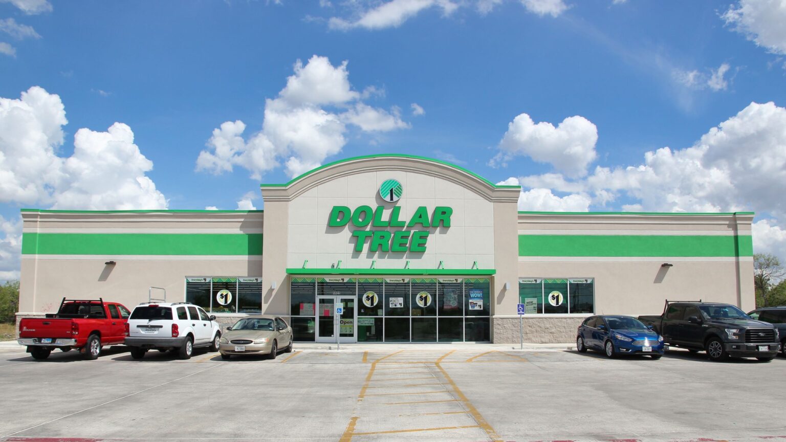 Dollar Tree - Acuform Architecture
