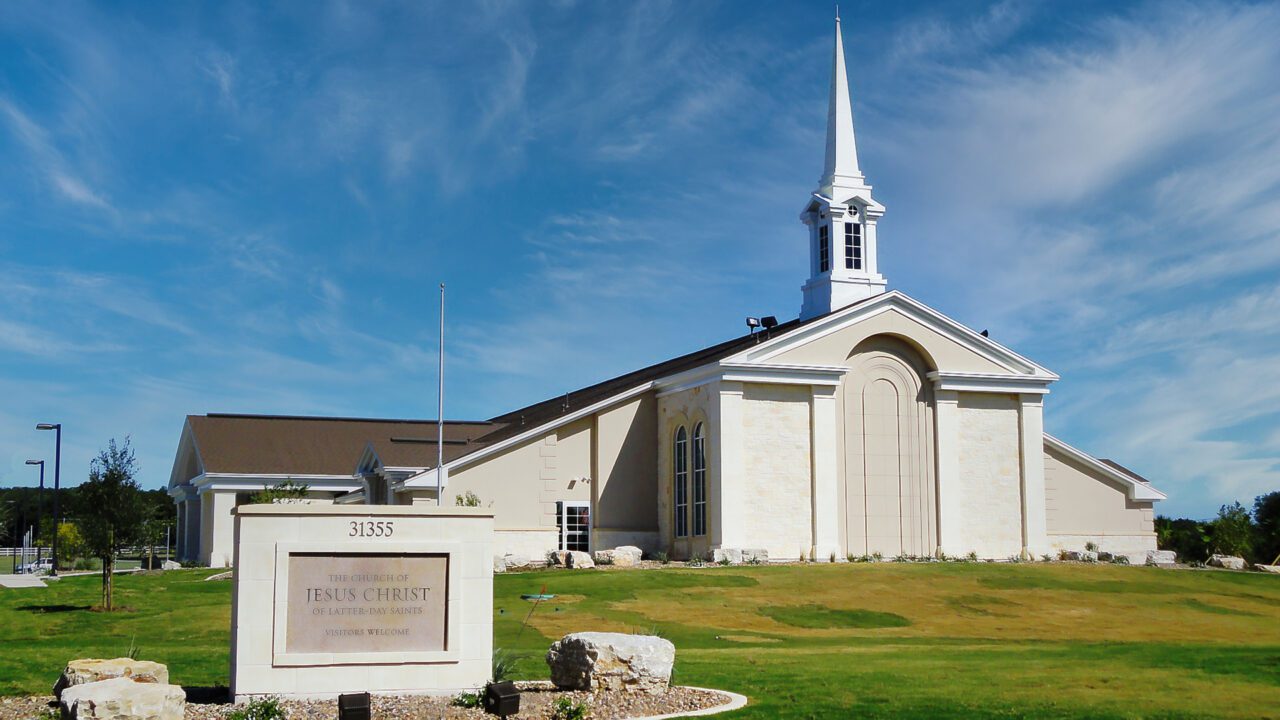Church of Latter-Day Saints - Acuform Architecture